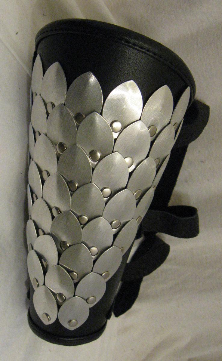 Riveted Dragon Scale and Leather Bracers – RACK Leather Goods